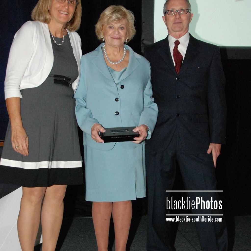 Arlene Pecora w/Signature Grand