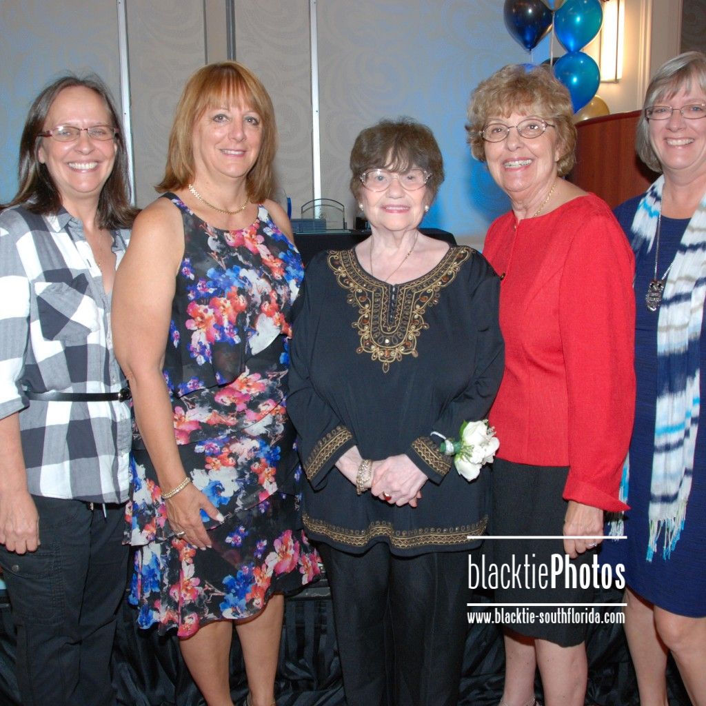 Peggy Chiumiento, Celia Swenson, Shirley Mildwurf, Gerri Kram & Wanda ...