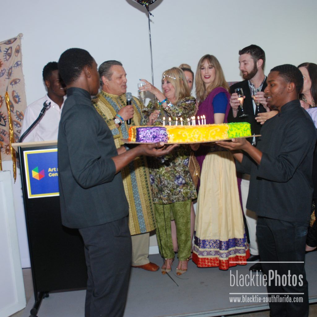 Jeffery Bennett, Honoree David Kofsky, Liz Kofsky, Misty Weinger ...